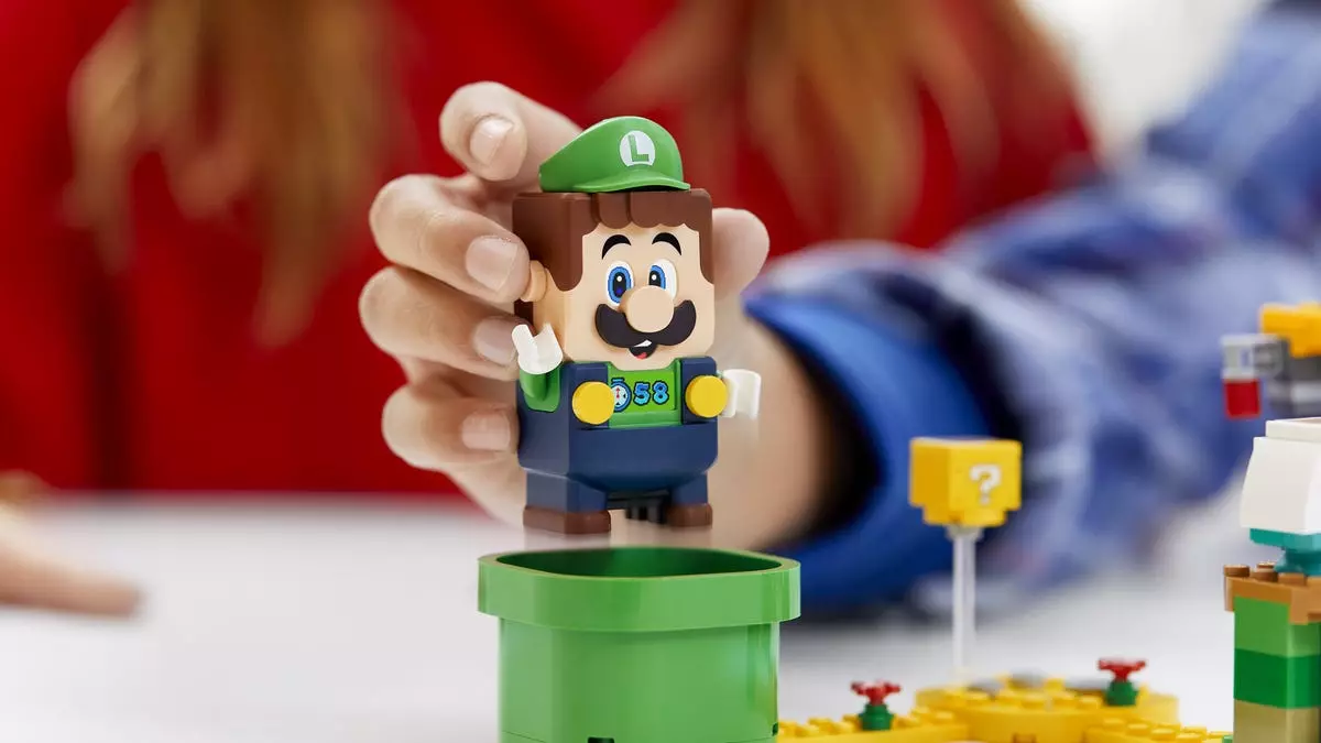 LEGO Luigi-figuro elirante el varptubo.