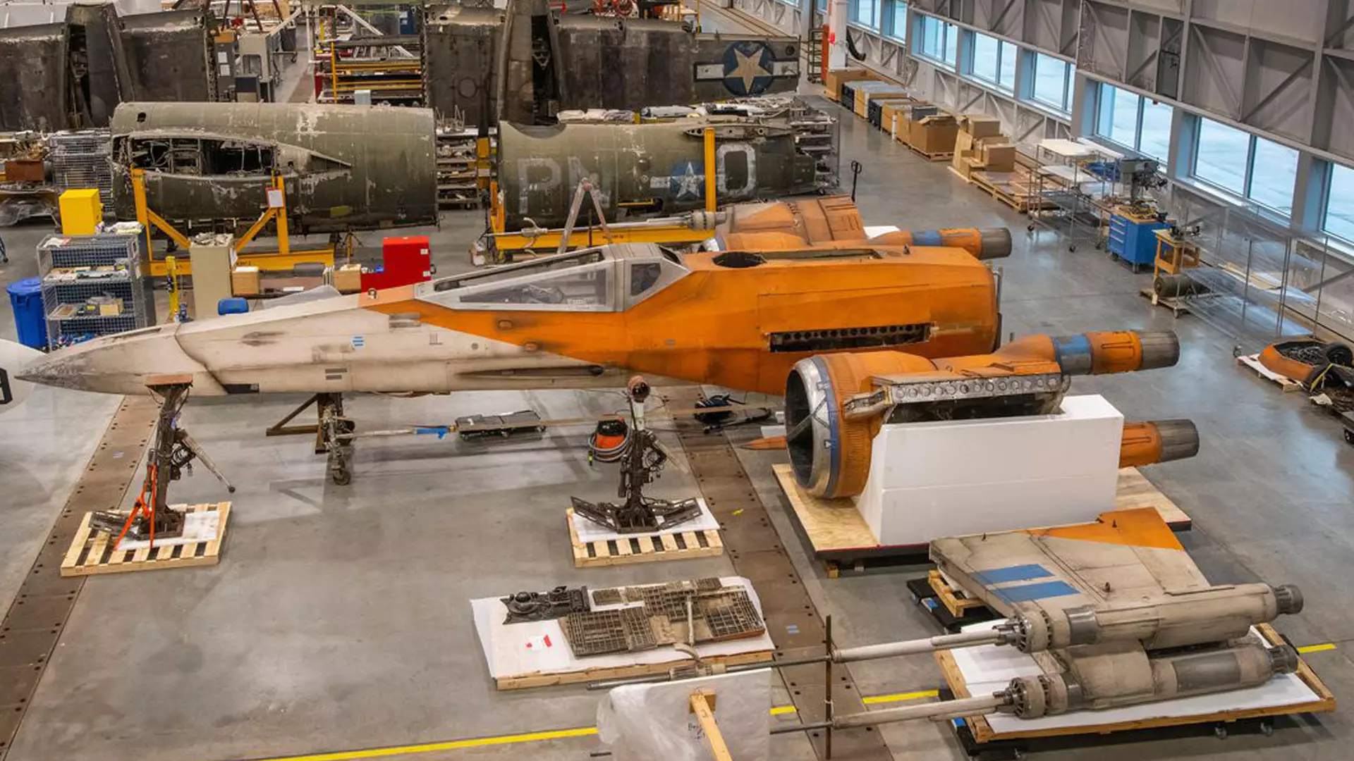 Se en X-Wing fra «Star Wars» neste år på Smithsonian