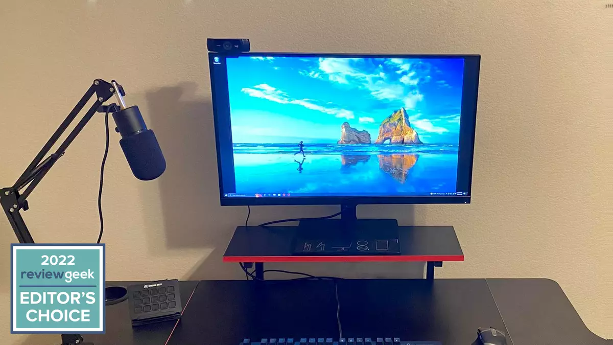 NZXT Canvas 27Q igralni monitor, ki igra Halo Infinite