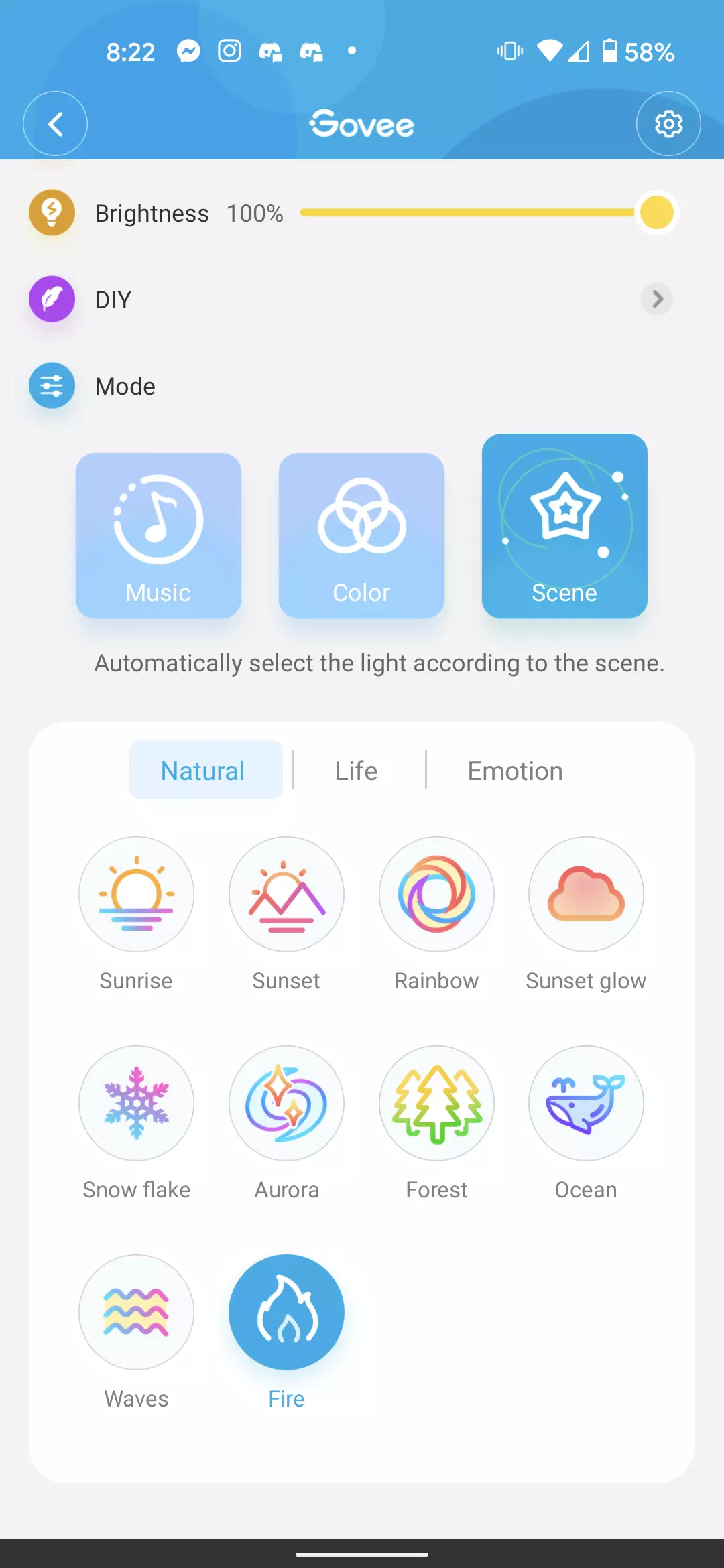 O aplicativo Govee mostrando as cenas da Aura Lamp