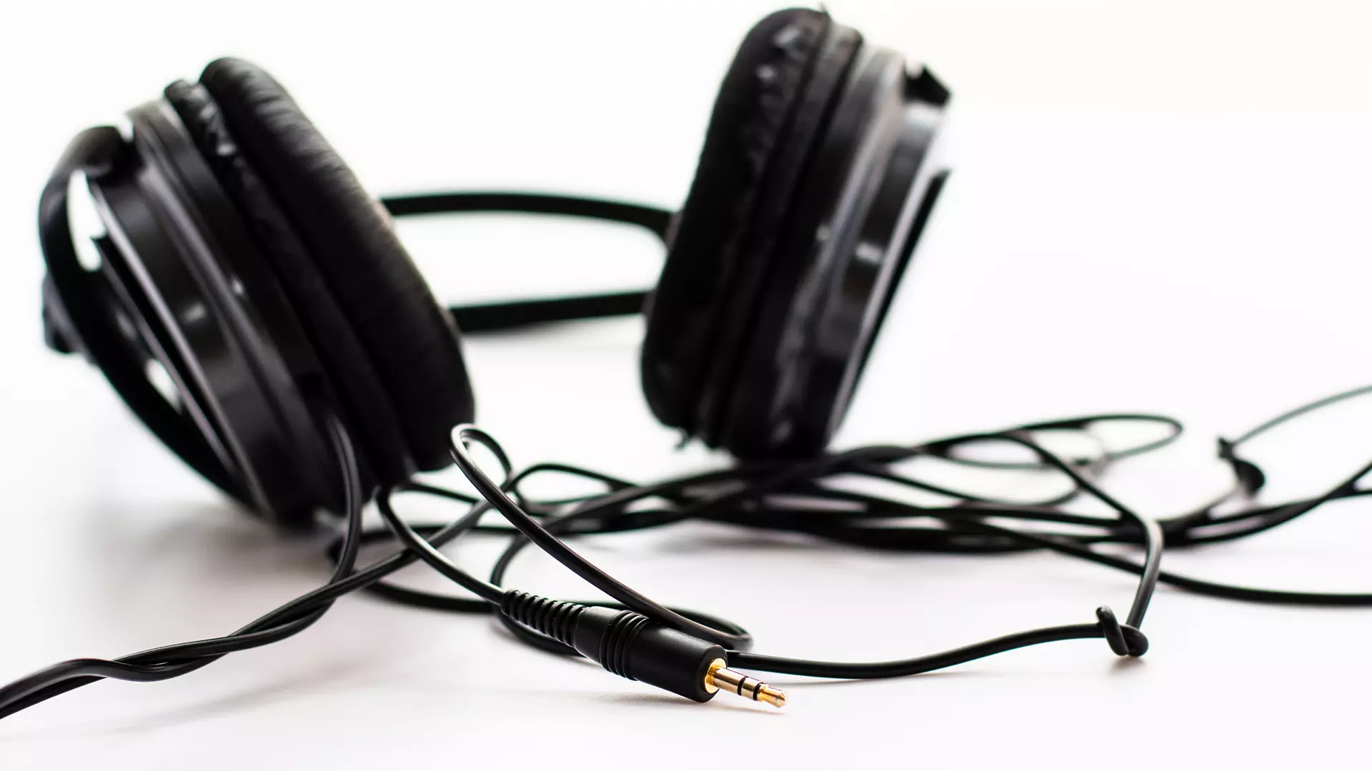 Cyber Acoustics želi reciklirati vašu ladicu starih slušalica