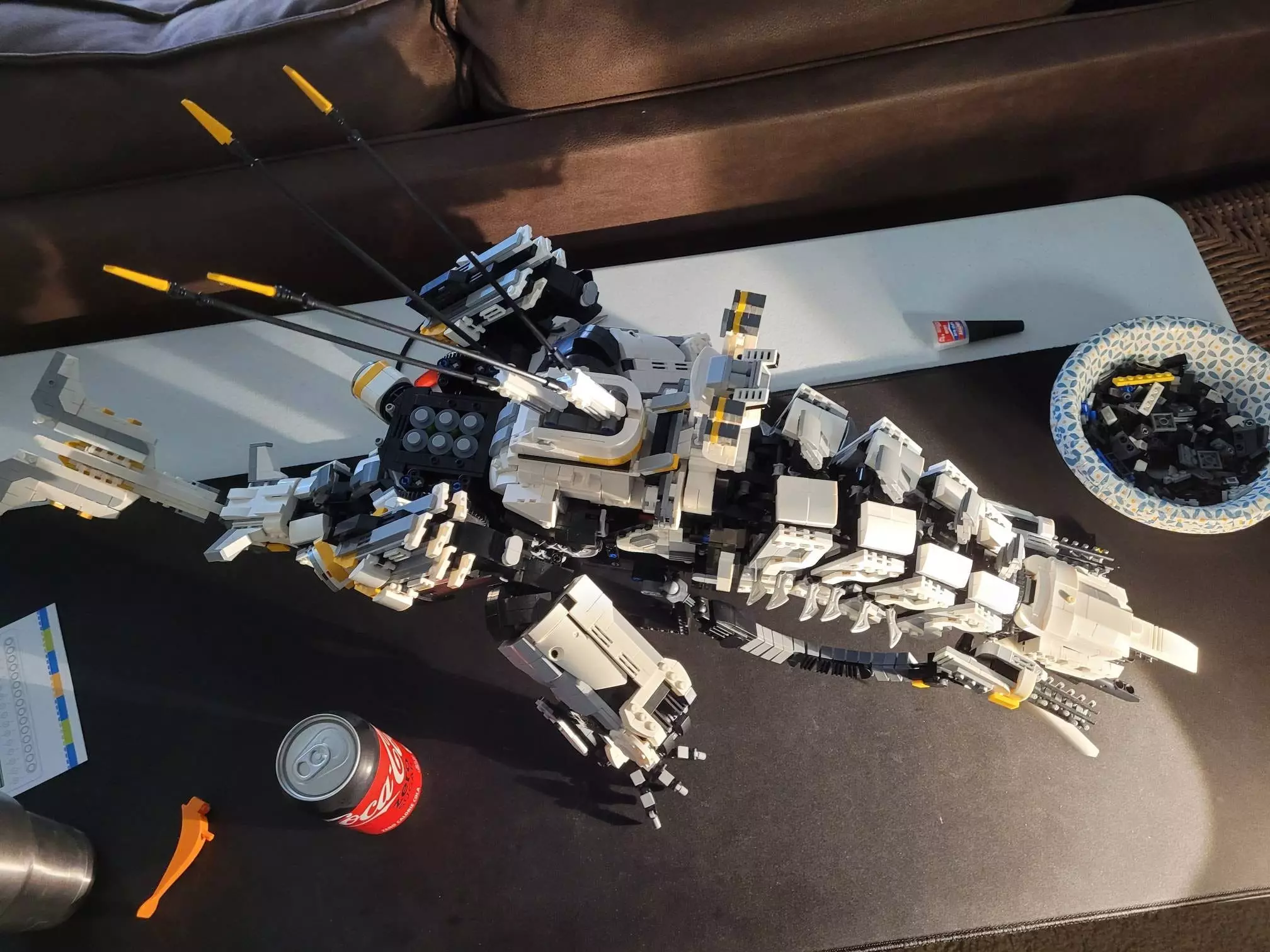LEGO Thunderjaw, o'r brig