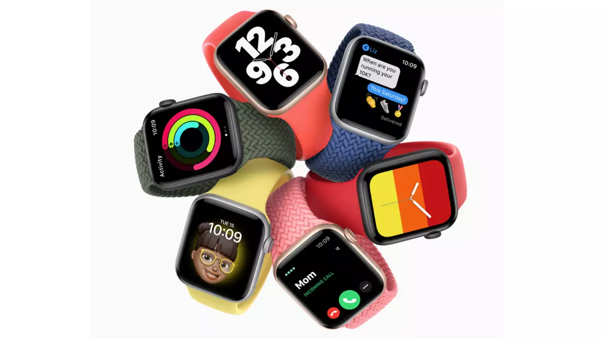Mga Apple Watch na may iba't ibang kulay ng banda