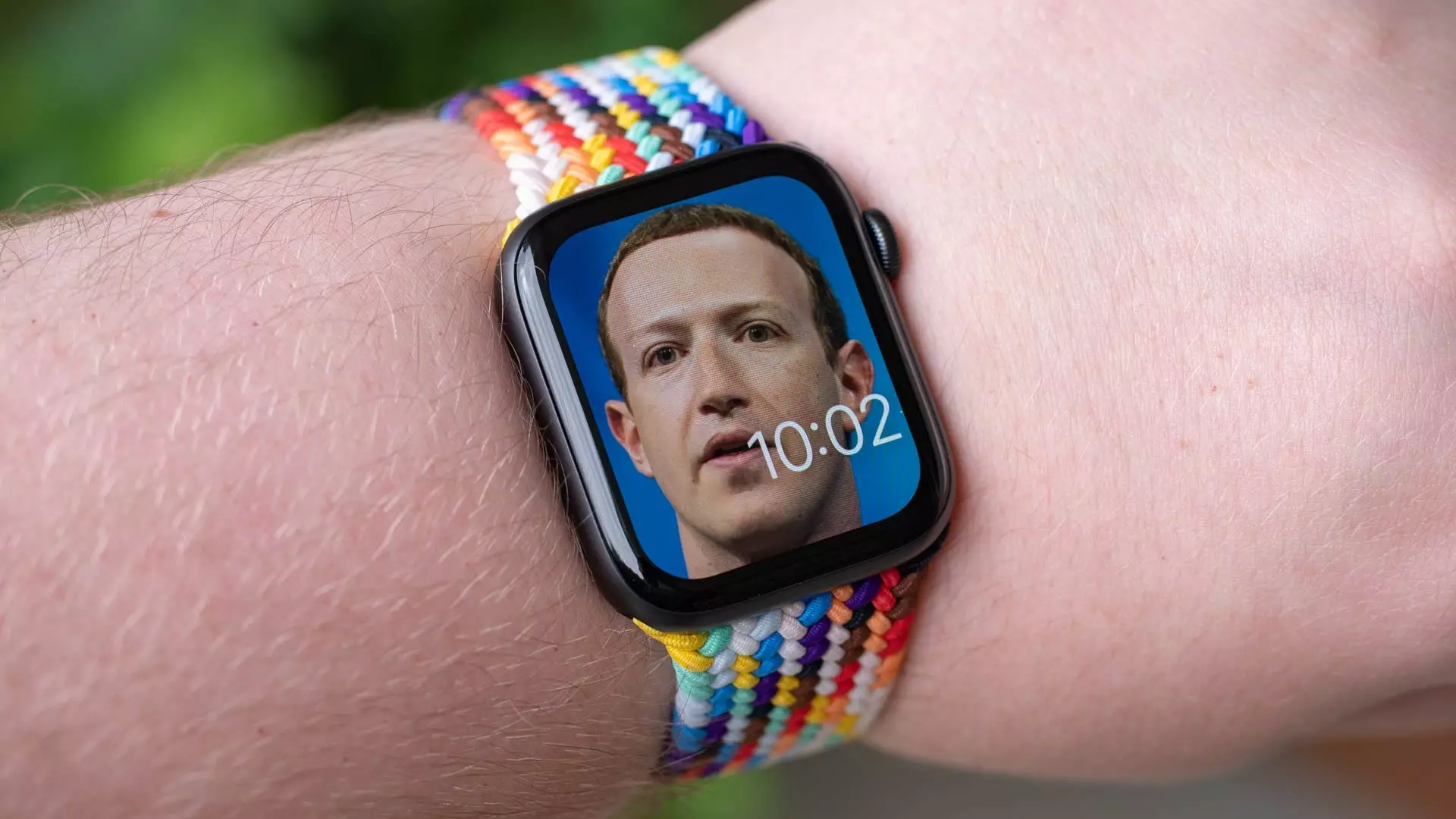 Smartwatch Facebook a se yon kochma Zucking