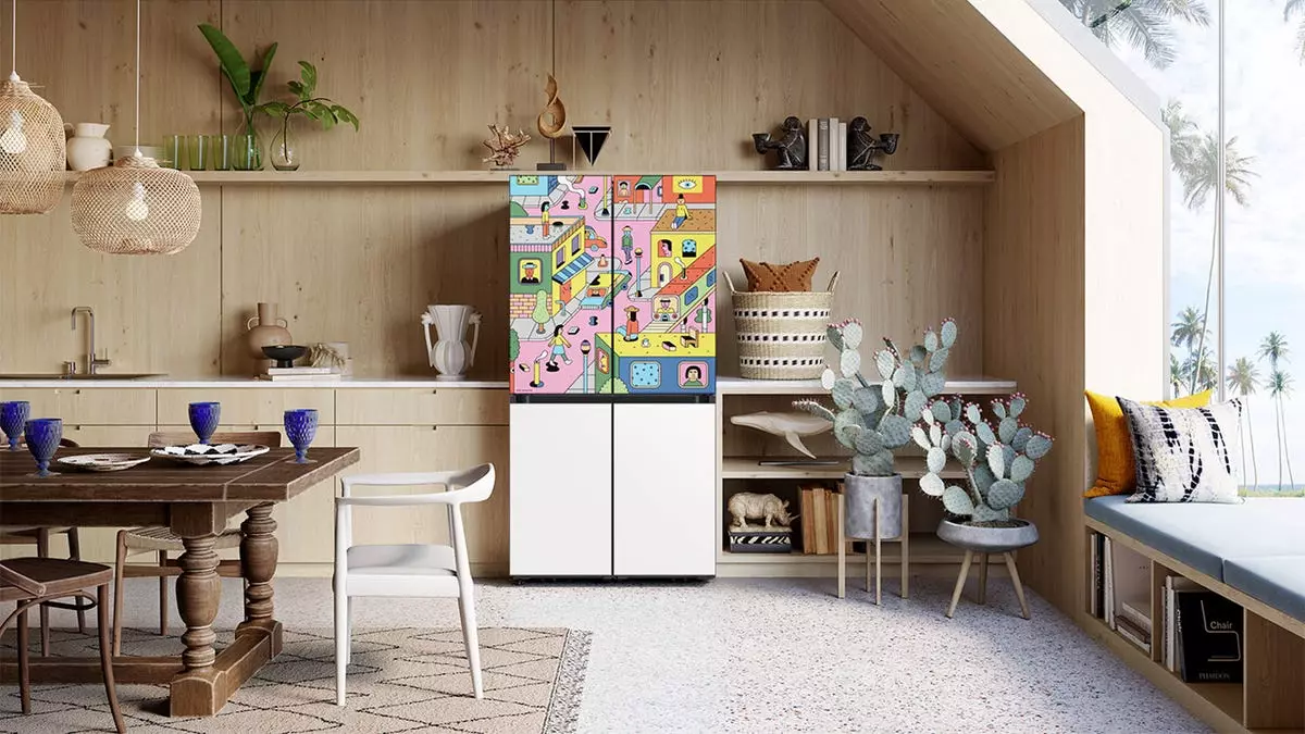 Usa ka refrigerator nga gitabonan sa pop artwork.