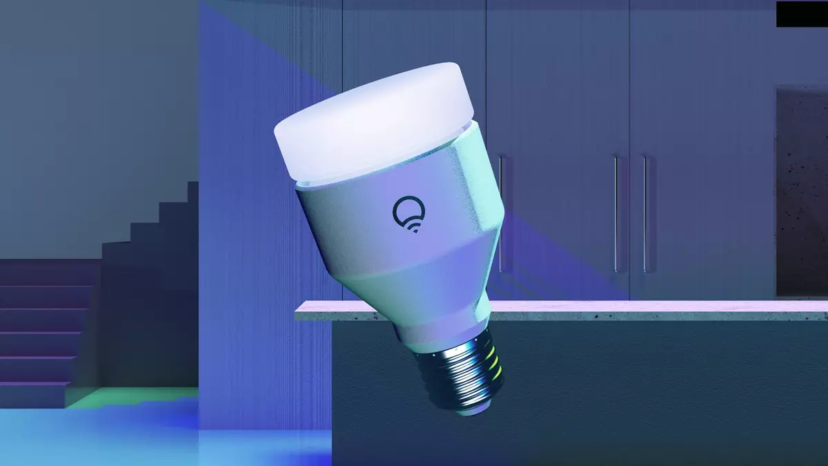 LIFX Clean išmanioji lemputė.