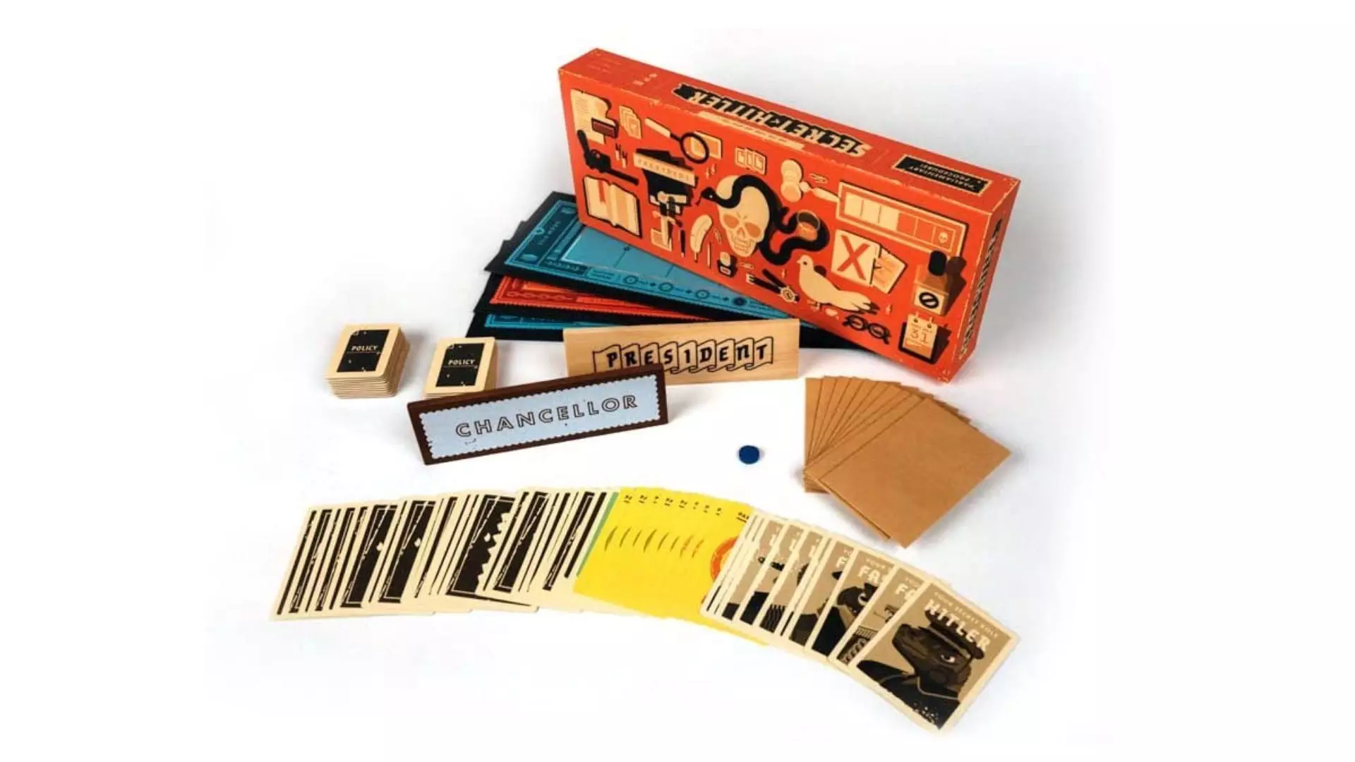 ボックス アート、カード、ボードを使用した Secret Hitler のレンダリング