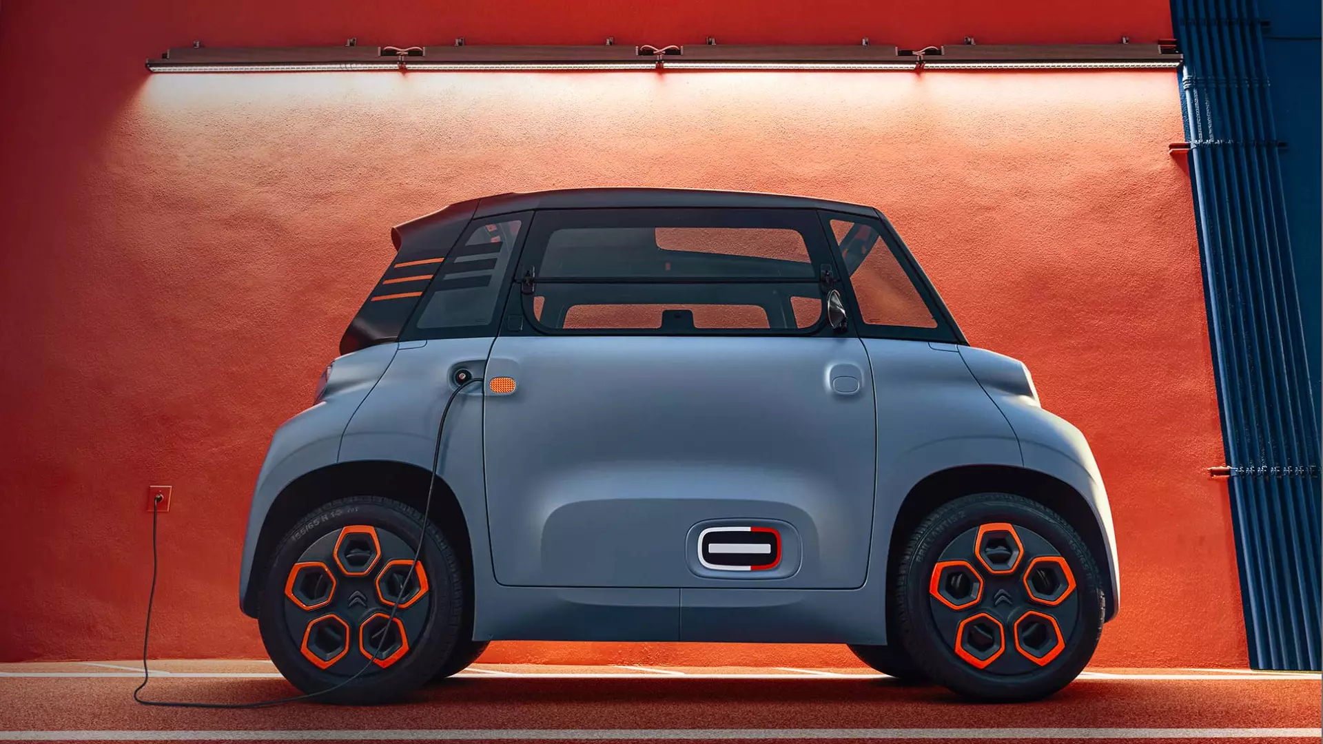 „Citroën“ įsiveržia į JAV su savo mažyčiu, 6 000 USD kainuojančiu elektriniu „automobiliu“