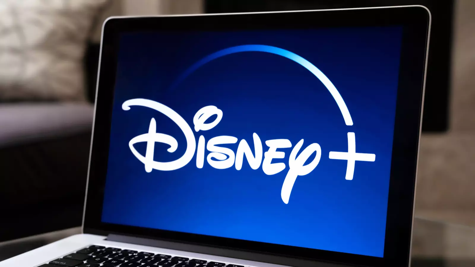 Disney Plus na ekranie MacBooka