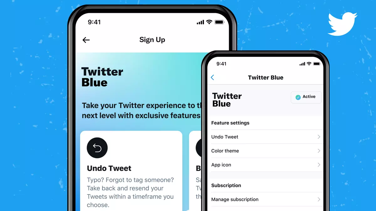 Twitter Blue, o novo servizo de subscrición de Twitter, que se mostra en dous teléfonos intelixentes