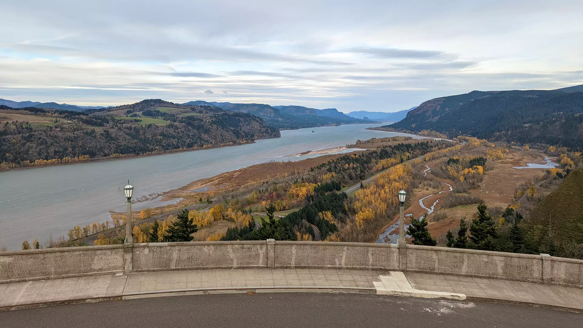 Uitzicht op de Columbia-rivier