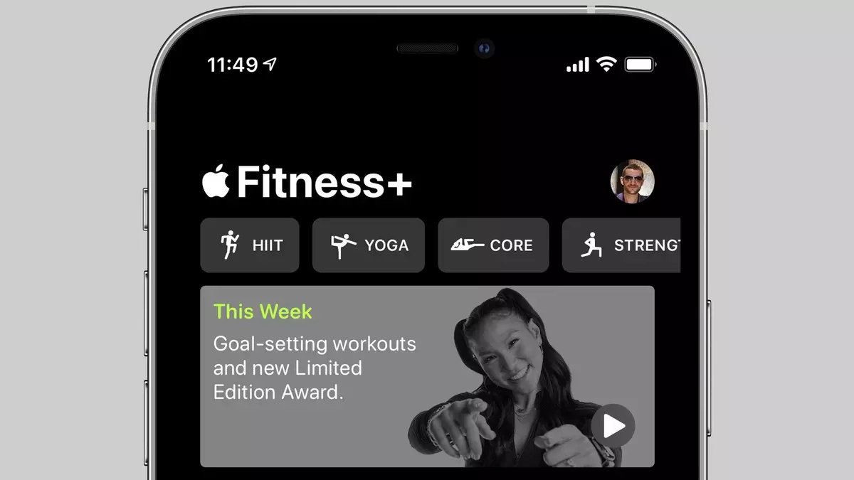 新しい目標設定ワークアウトの紹介ビデオを表示する Apple Fitness+ アプリ