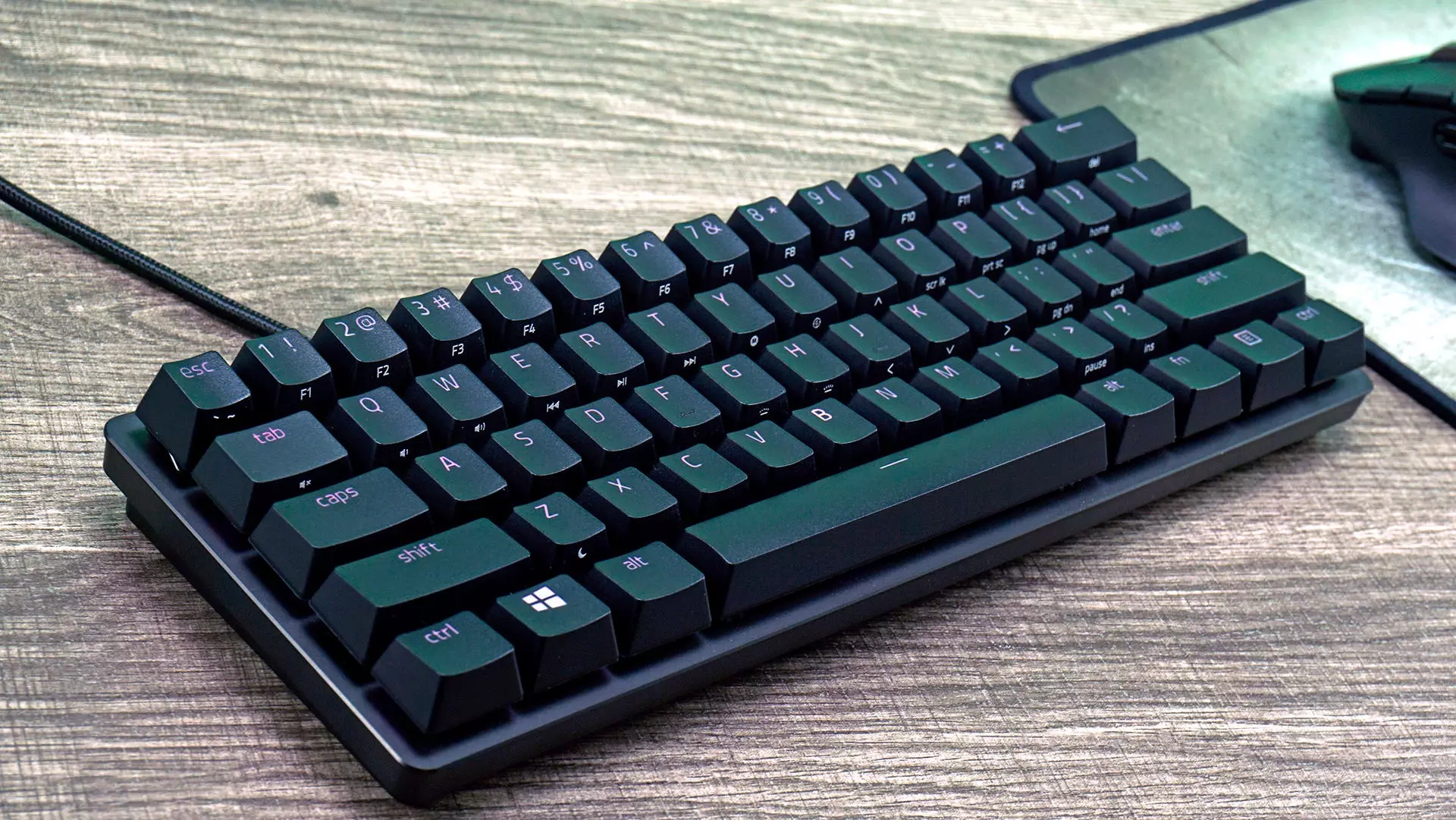 „Razer Huntsman Mini“ apžvalga: programavimas tebėra mini klaviatūrų pranašumas