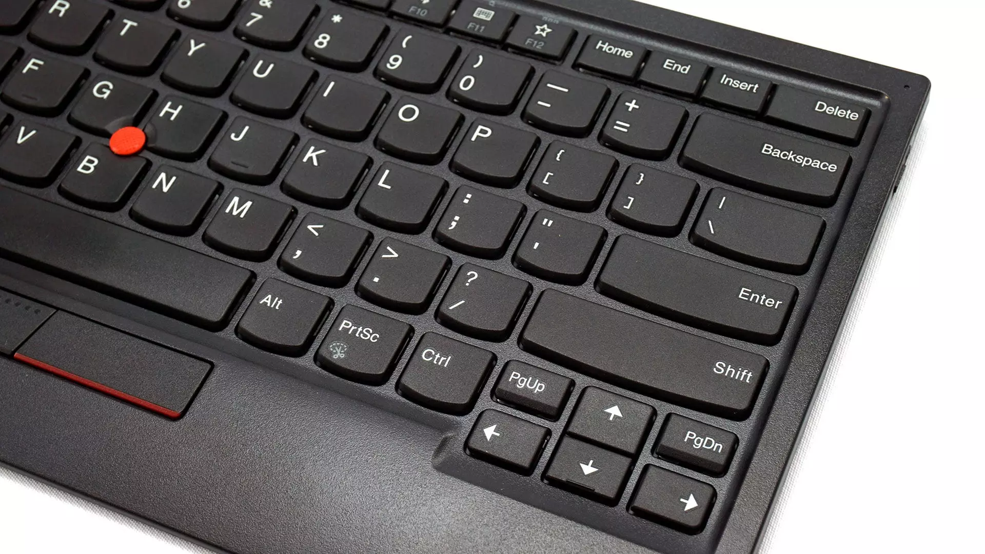ThinkPad klavaro dekstra flanko areto