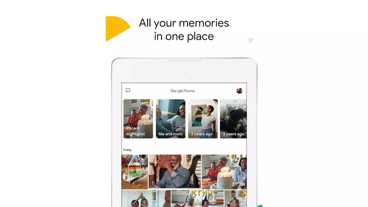 „Prisiminimų“ vaizdas „Google“ nuotraukų programoje.