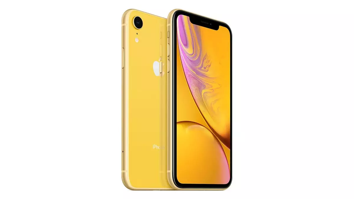 Желтый отремонтированный iPhone XR