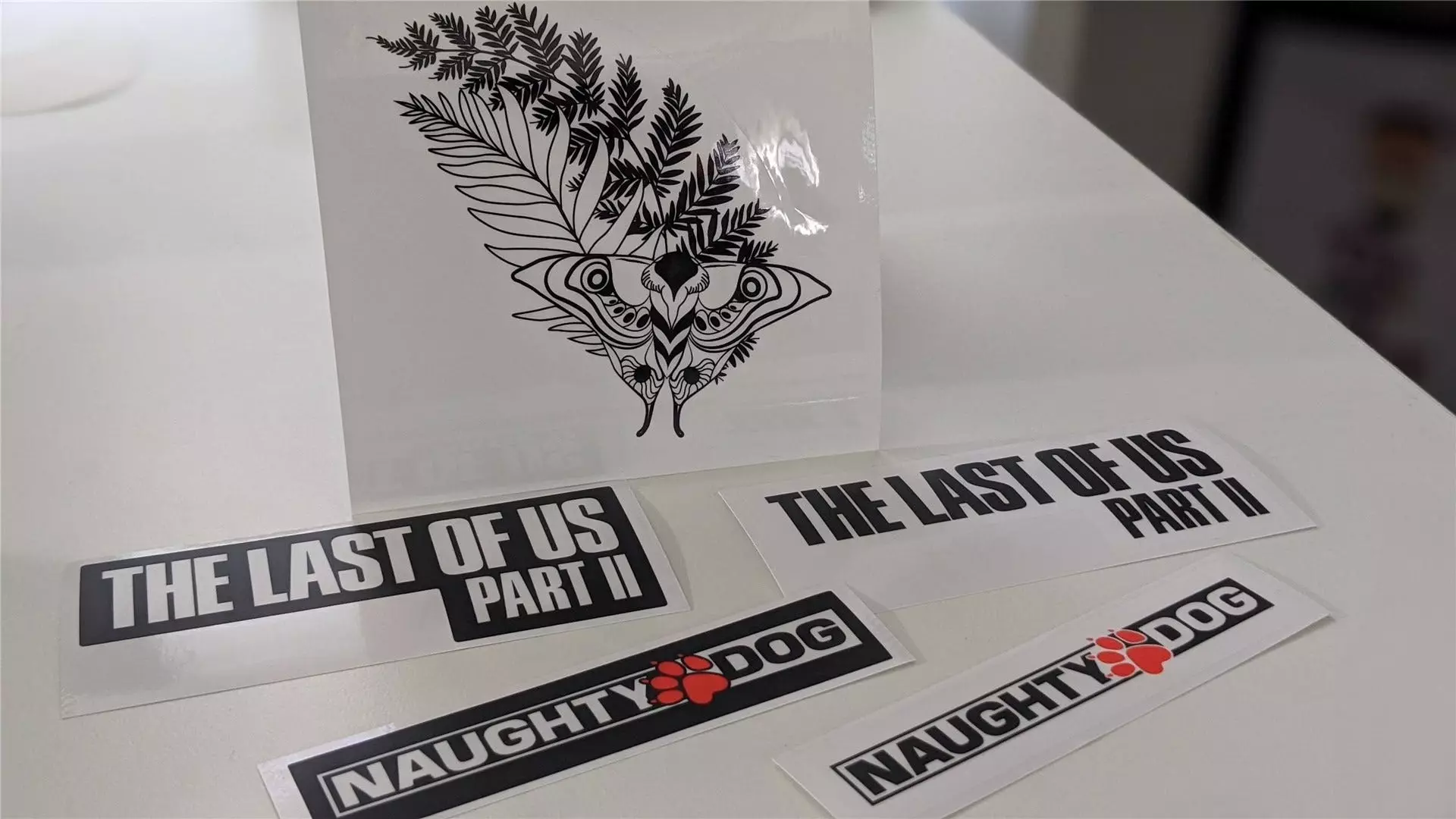 Adesivos da edição de colecionador de The Last of Us Part II