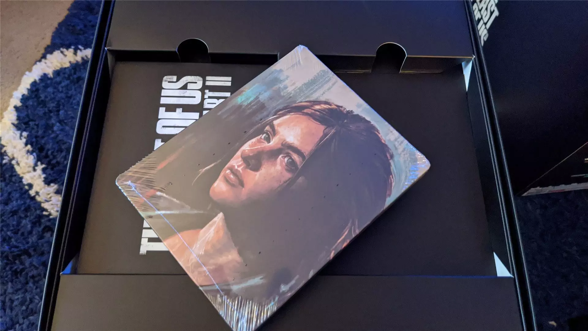 The Last of Us Part II Collector's Edition SteelCase Ellie pusē