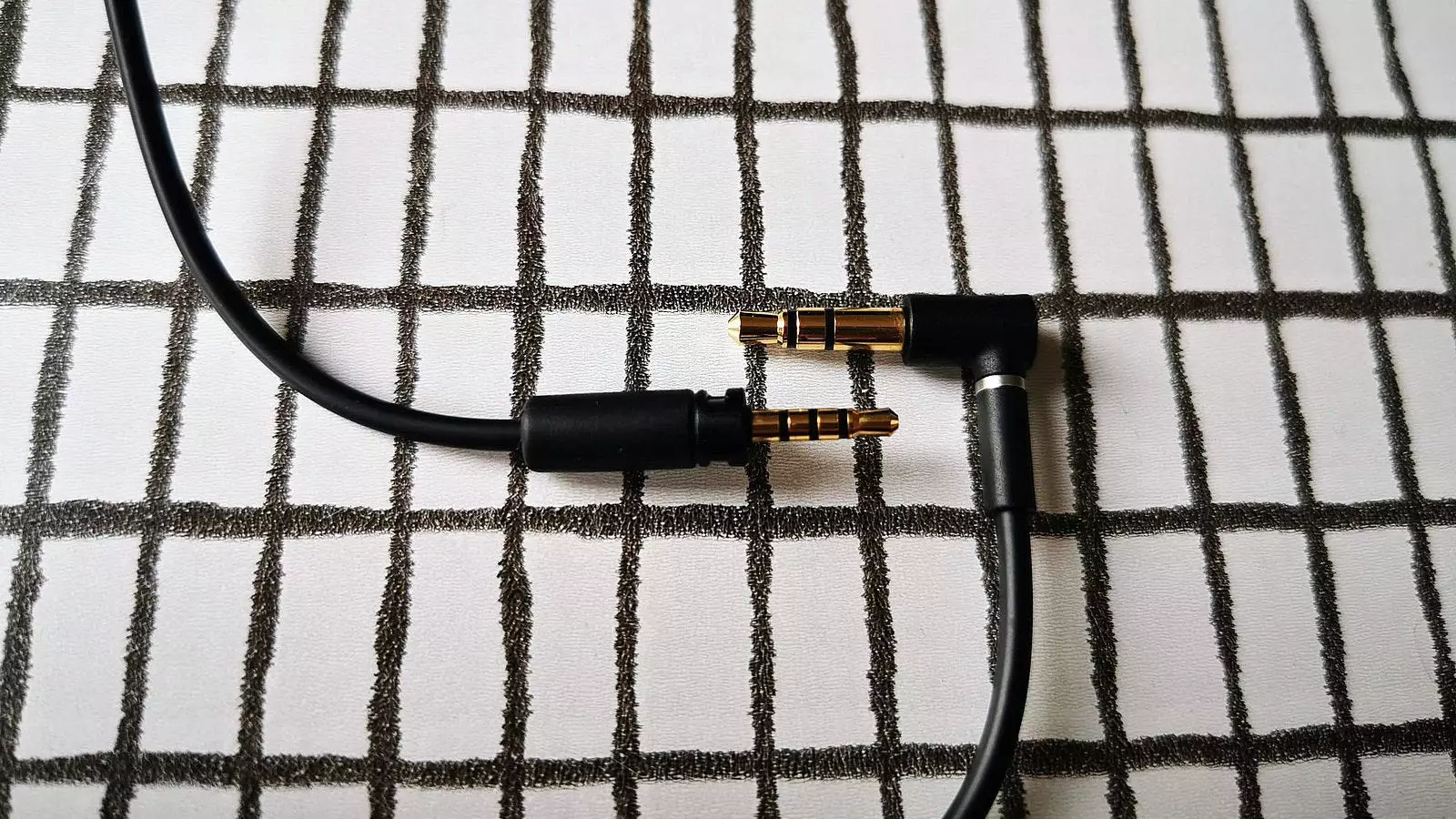 momentum 3 nga mga kable sa headphone