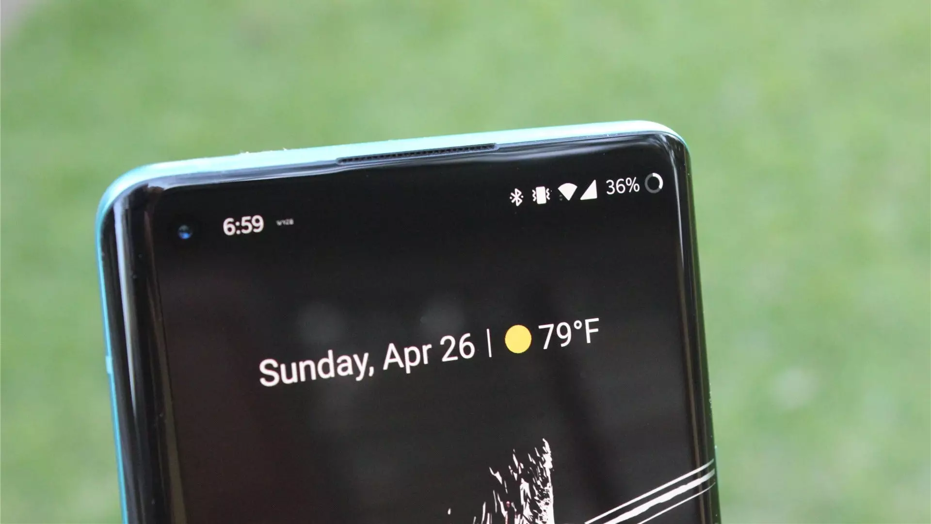 Индикаторот за батеријата на OnePlus 8 Pro
