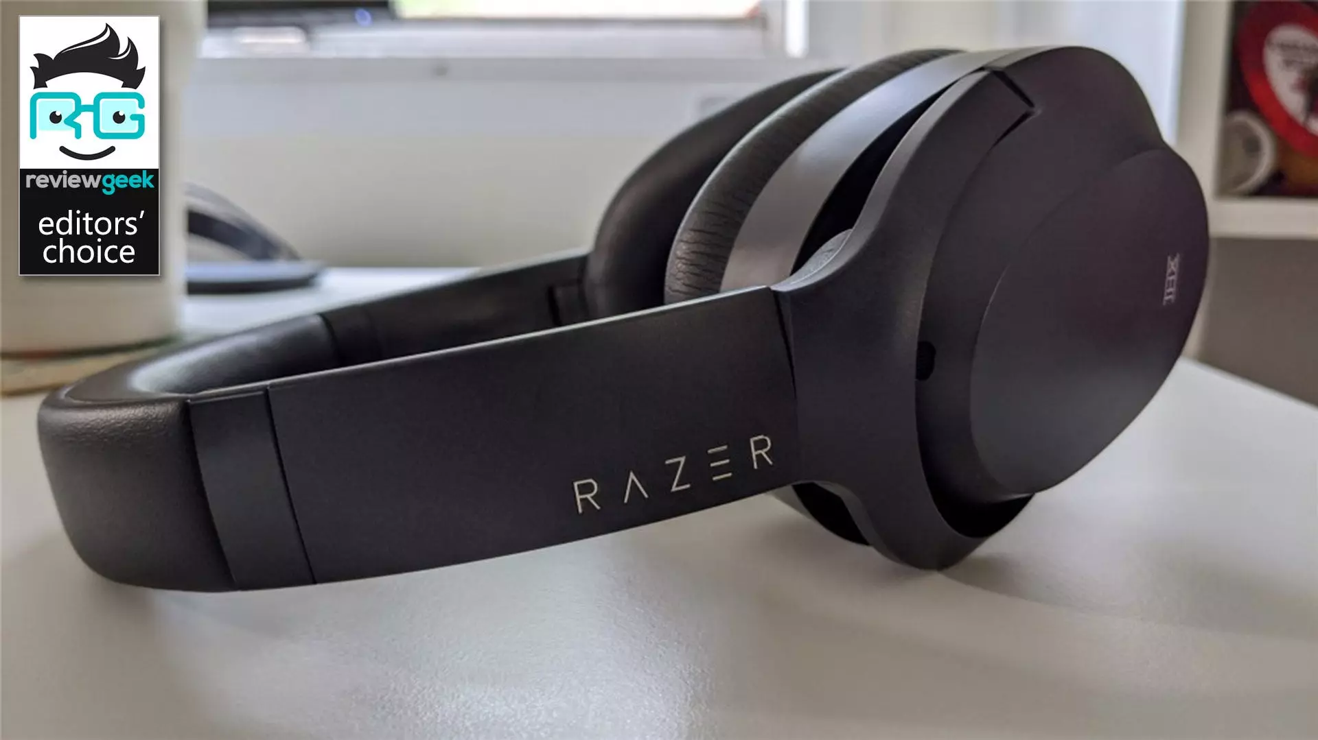 „Razer“ pirmasis išbandymas „gyvenimo būdo“ ausinių rinkiniu yra gana aštrus