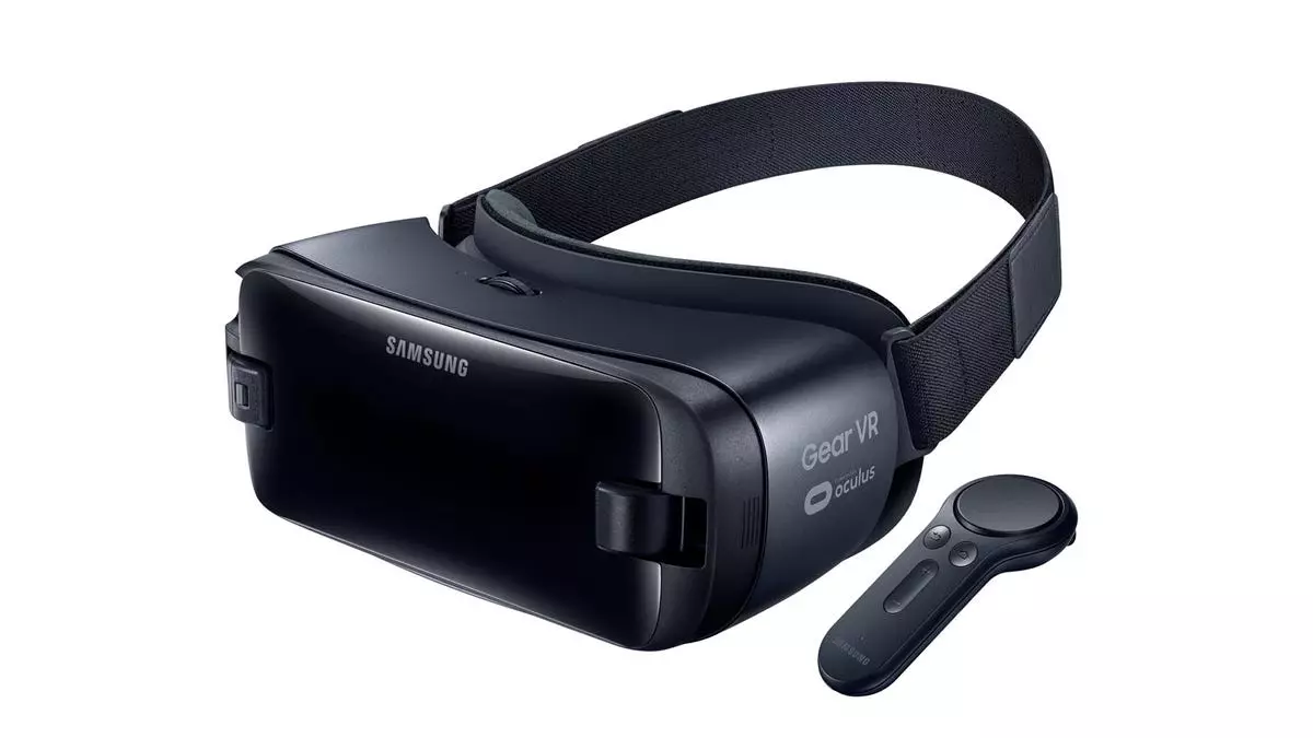 Samsung Gear VR и контроллер