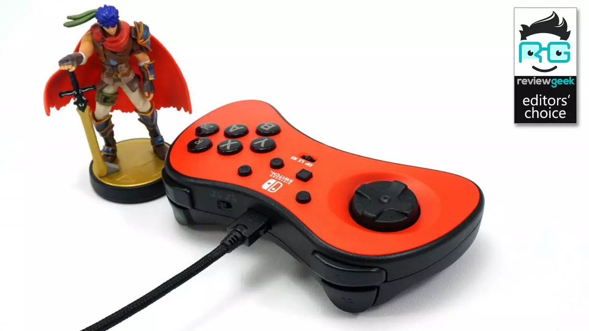 PowerA Fusion FightPad, med en Amiibo