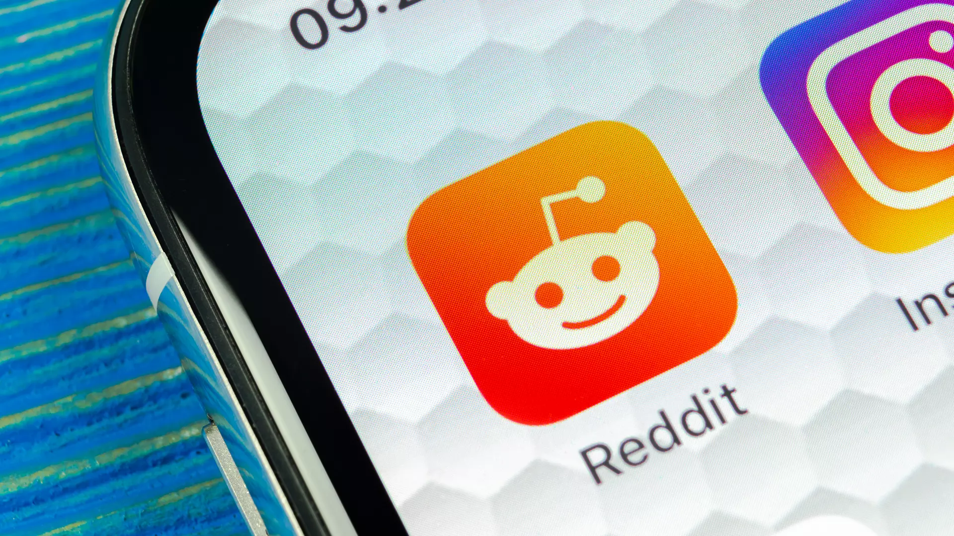 Reddit está probando o inicio de sesión a través das contas de Google e Apple