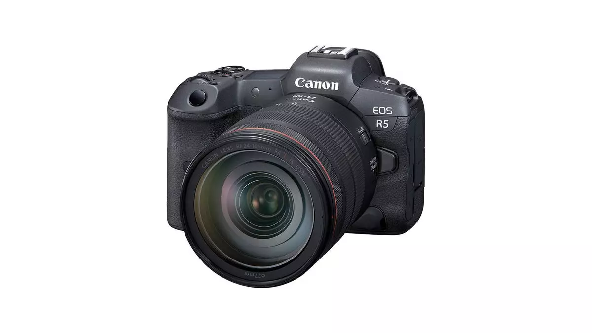 सेतो पृष्ठभूमिमा Canon EOS R5