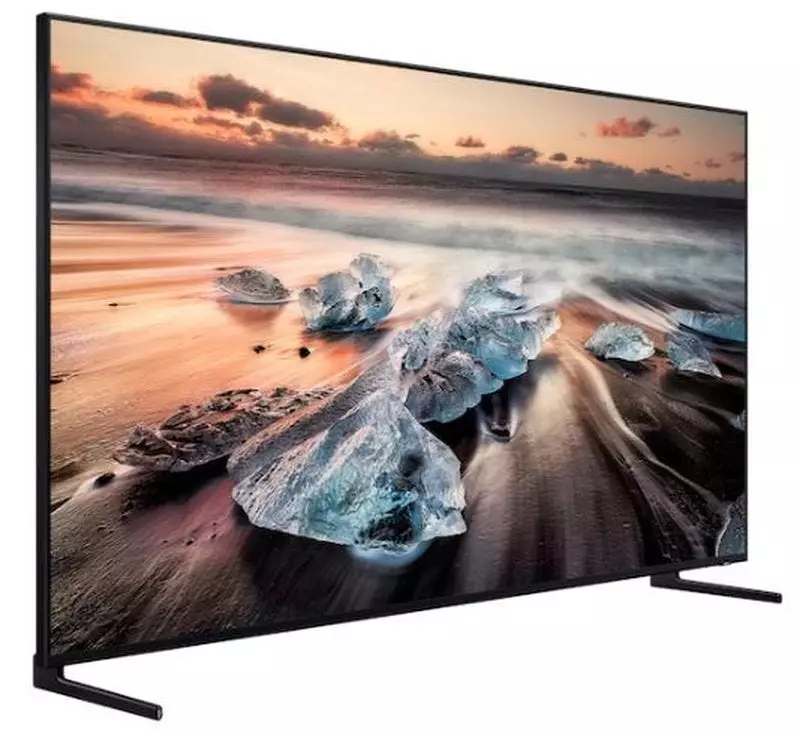 I-Samsung 8K TV