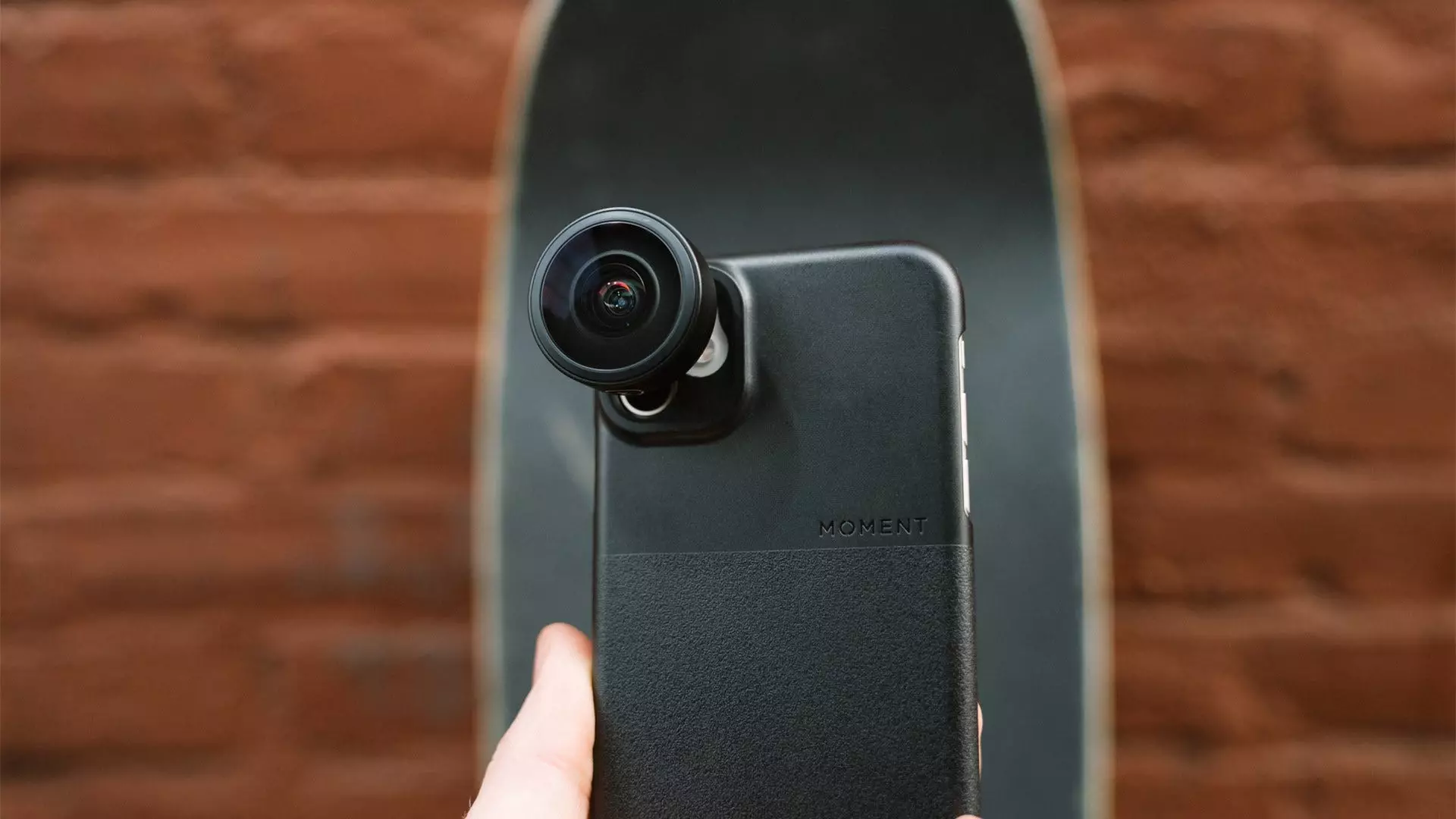 14-мм объектив Moment «рыбий глаз» затмит сверхширокоугольную камеру вашего смартфона