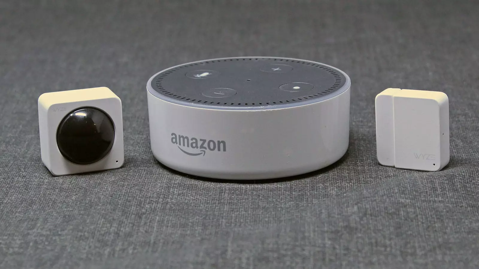 Wyze Sensors ทำงานร่วมกับ Alexa สำหรับ Dead Simple Home Automation