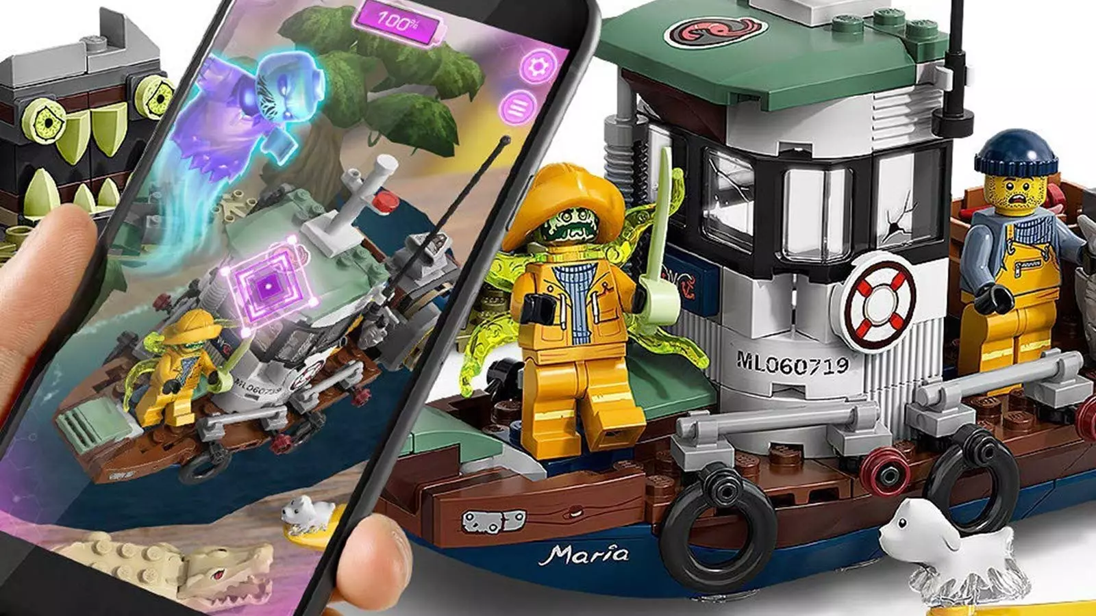 Một chiếc điện thoại hiển thị một con ma đang di chuyển trên bộ đồ chơi LEGO.