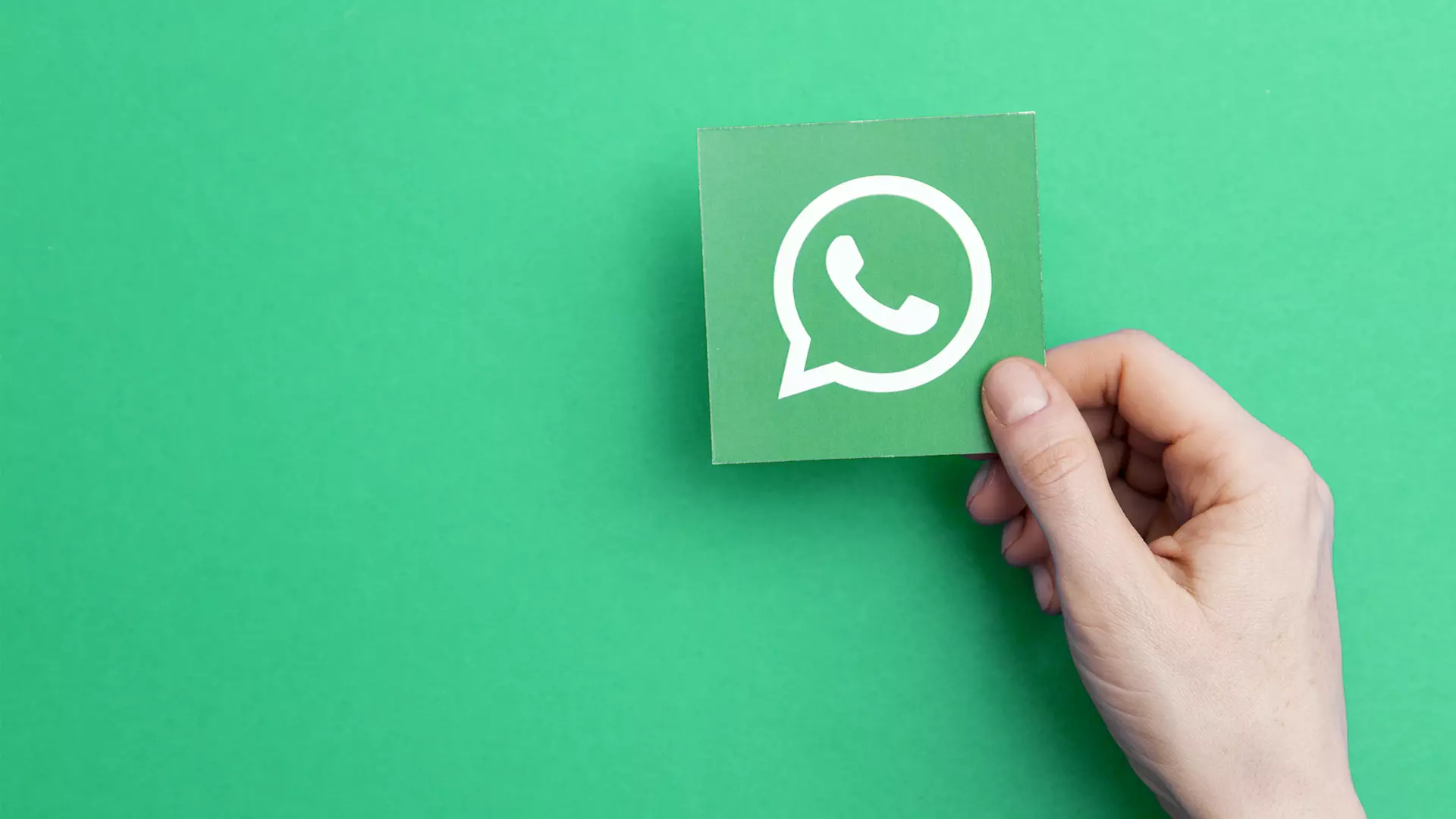WhatsApp beheint it trochstjoeren fan berjochten om misynformaasje fan COVID-19 te bestriden