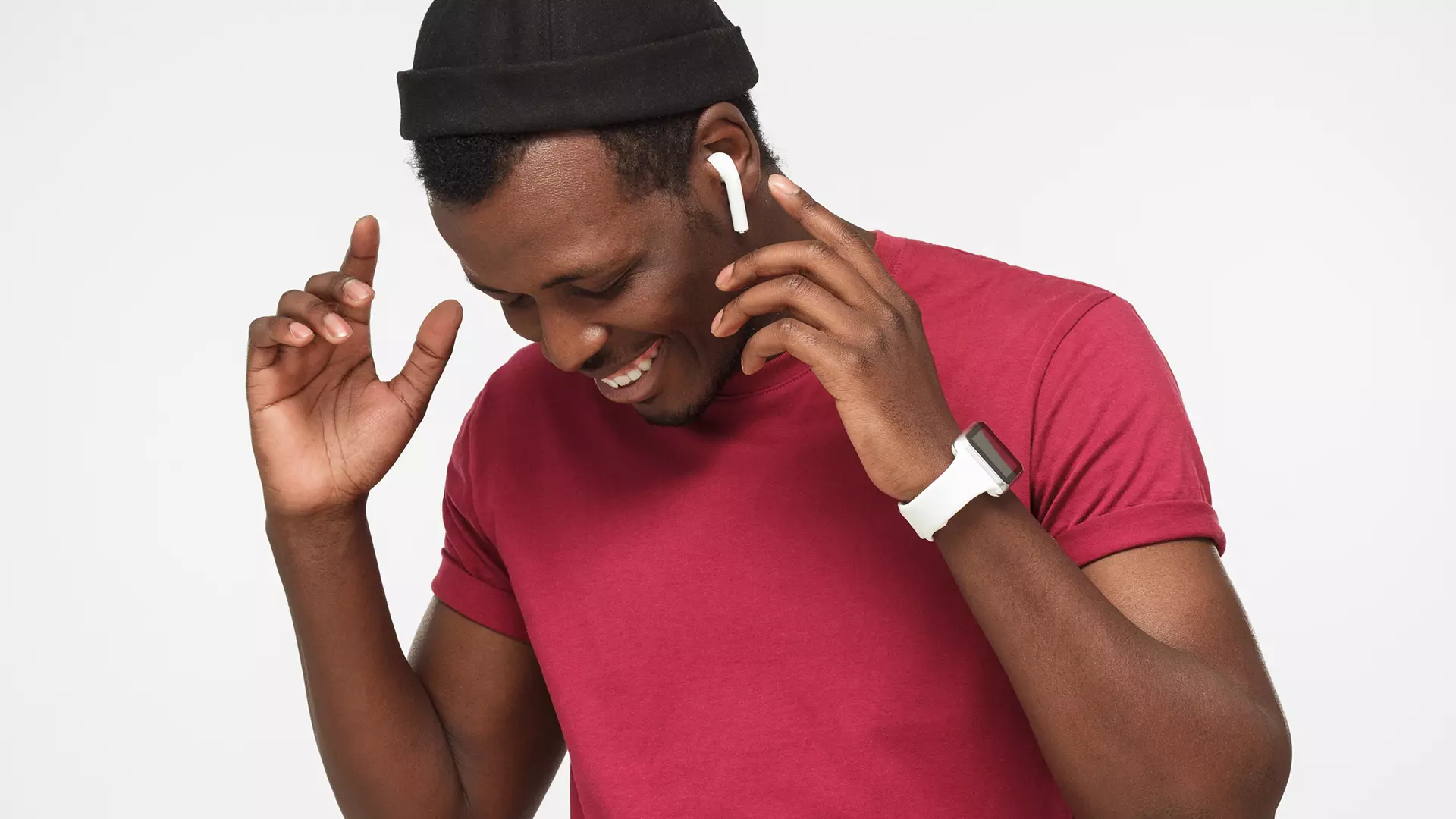 6 Bargain-Bin Wierklech Wireless Kopfhörer déi tatsächlech gutt kléngen