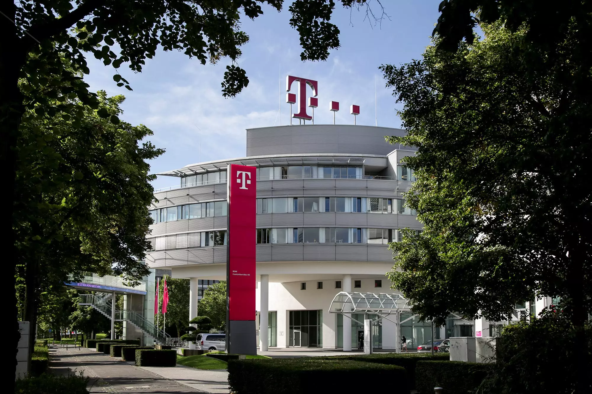 Deutsche Telekom lub tsev hauv paus hauv Tebchaws Yelemees.