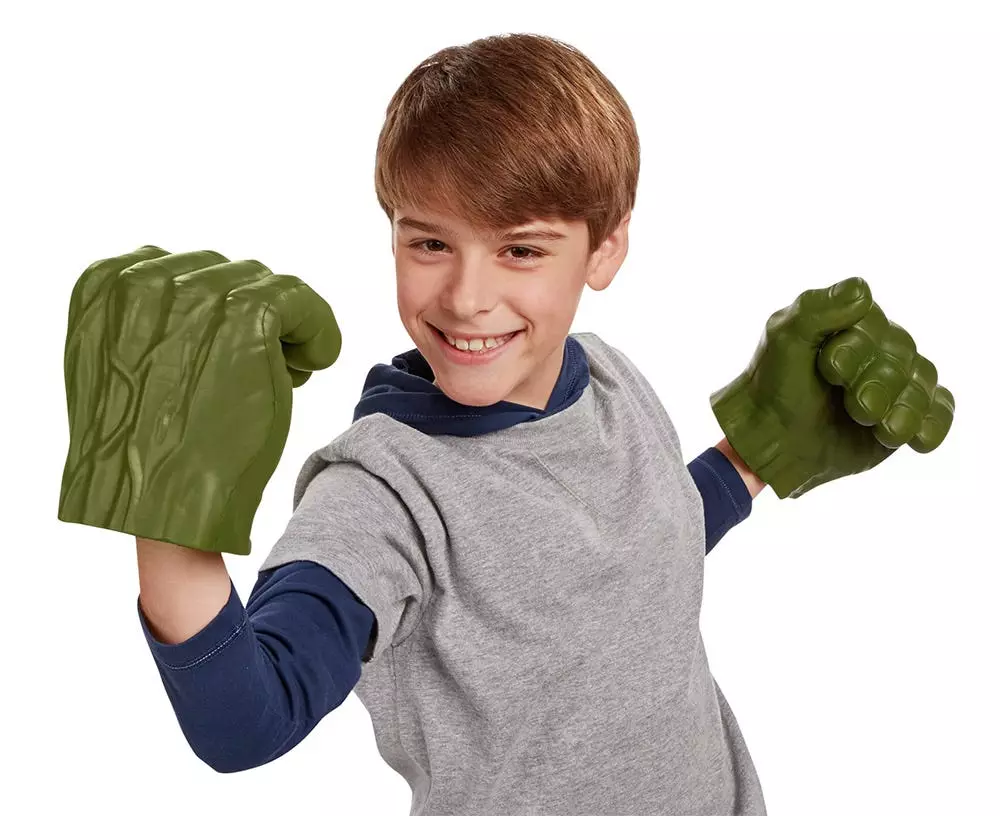 Hulk-stiilis mänguasja vaht käed.