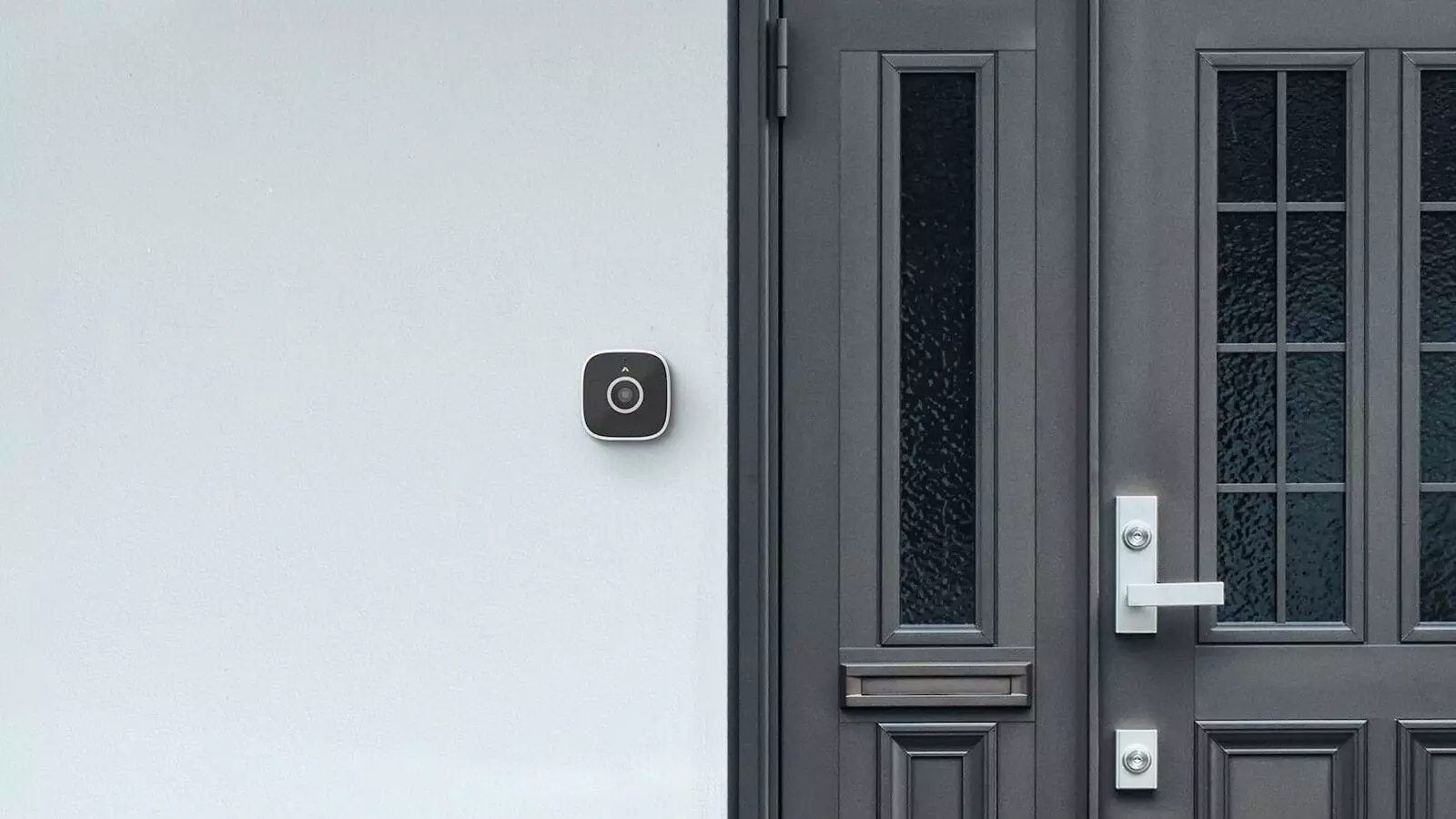 Manteña un ollo na súa porta coa nova cámara intelixente para exteriores e interiores de Abode