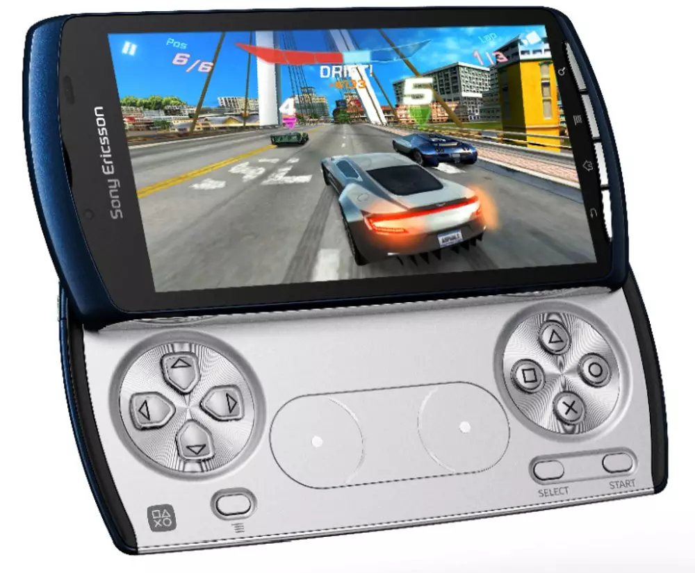Xperia Play z roku 2011, doplnená o ovládacie prvky hier v štýle PlayStation. Už ich takto nerobia.