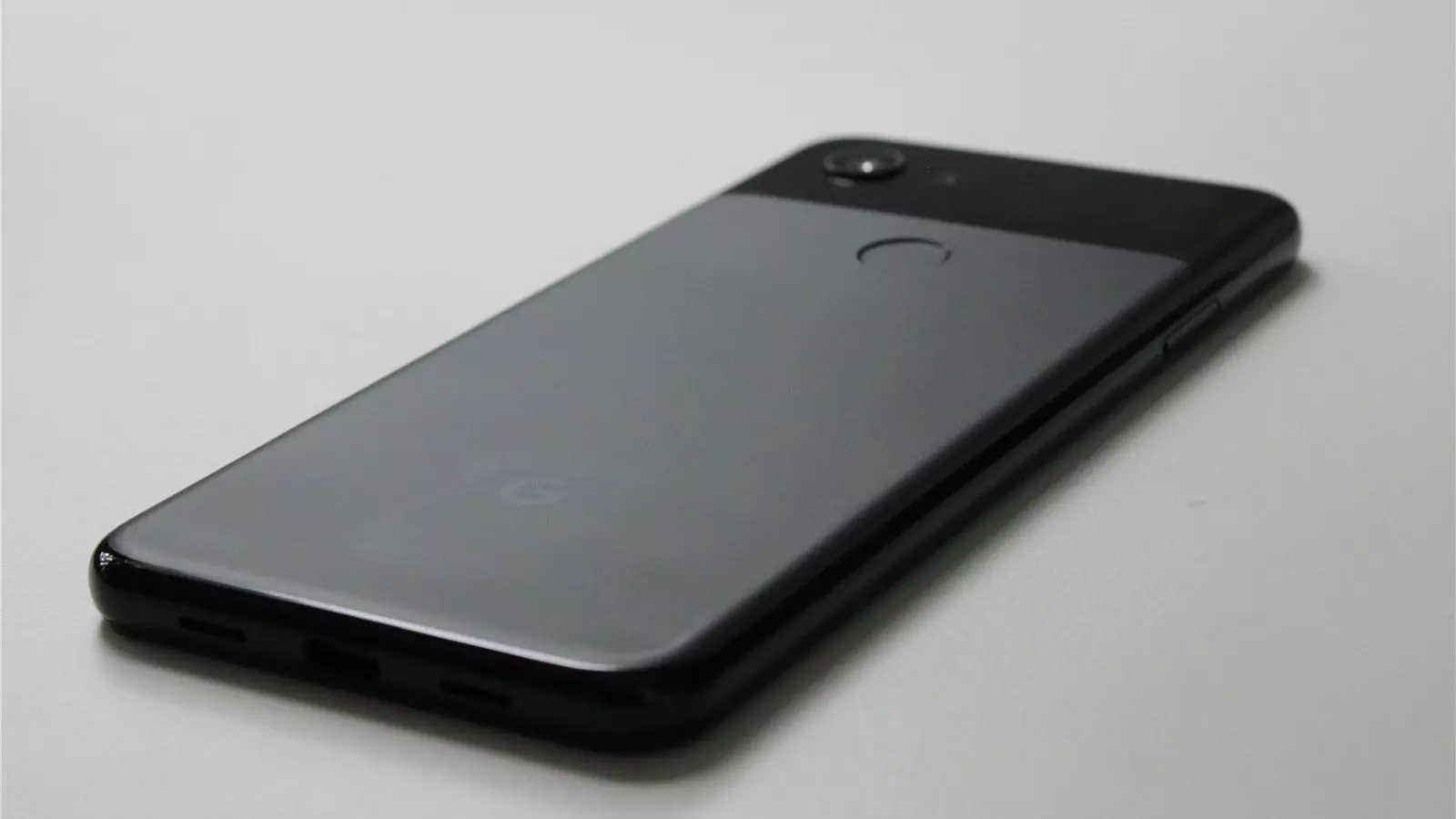 Review ng Google Pixel 3a: Mahal Kita, Munting Plastic na Telepono 8950_2