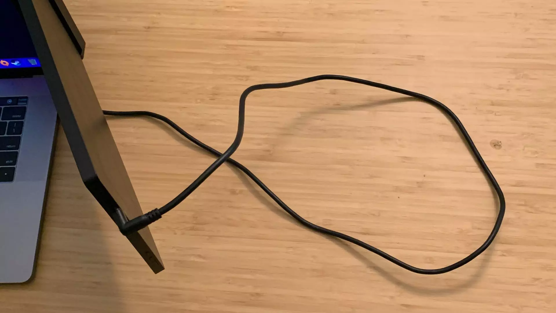 Potrójny przedłużacz ekranu laptopa Fopo nadmierna długość kabla