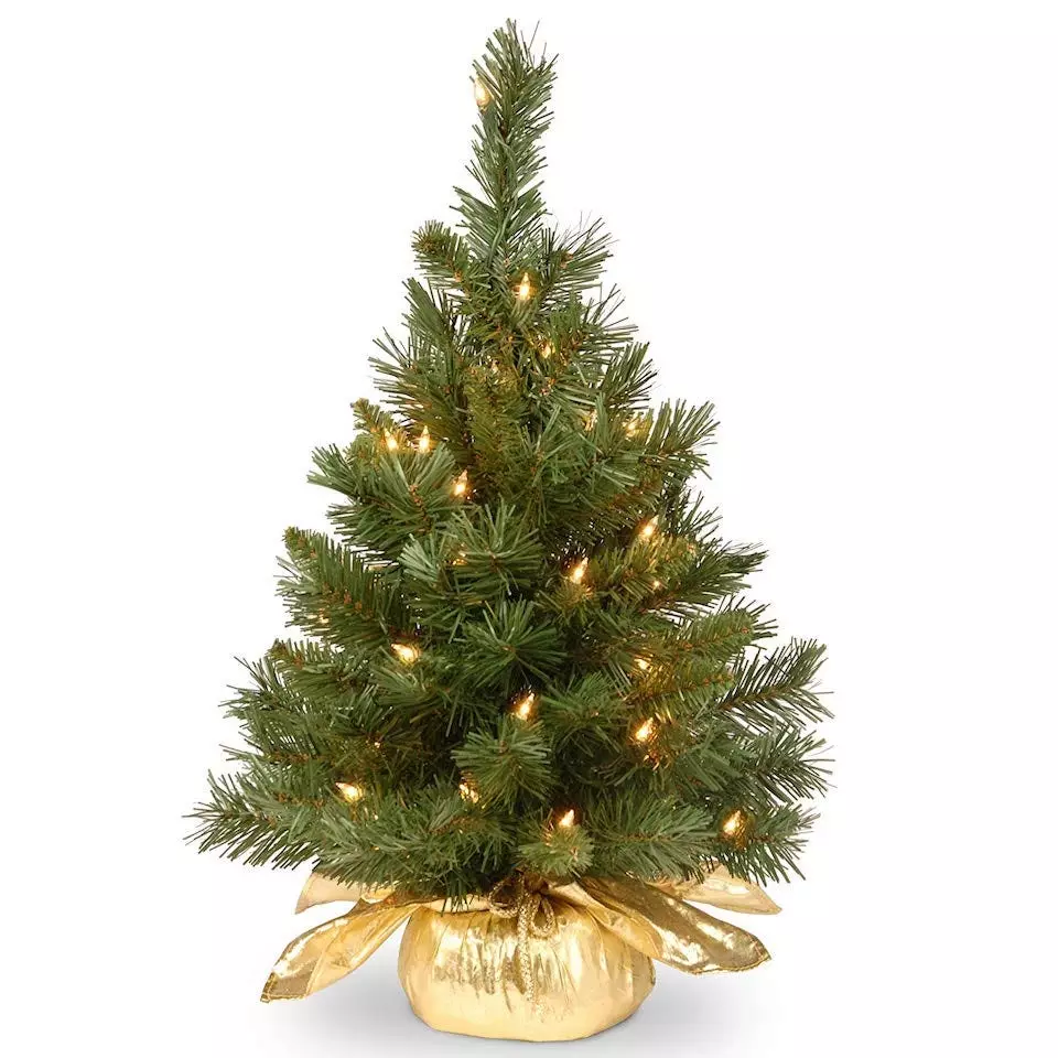 Ang Labing Maayo nga Mini Ug Table Top nga mga Christmas Tree Para sa Dekorasyon sa Imong Panimalay Niining Panahon sa Pangilin 9435_7