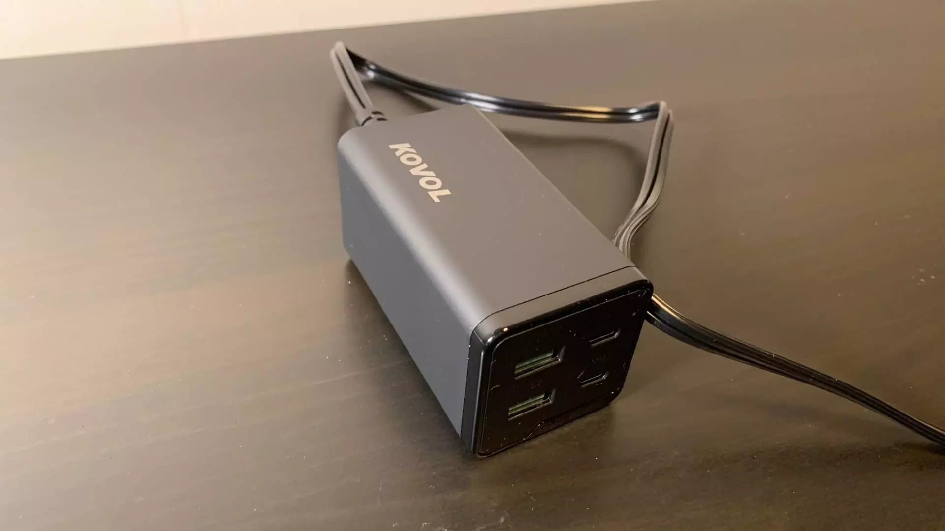 Kovol Sprint 120 W 4-Port-PD-GaN-Desktop-Ladegerät – Charging Mate