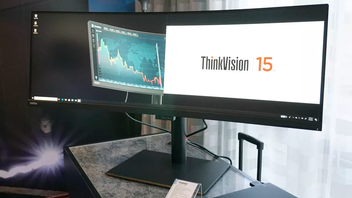Lenovo presenta due monitor ultrawide da 43 pollici: uno per il giocatore, uno per l'ufficio 9534_1