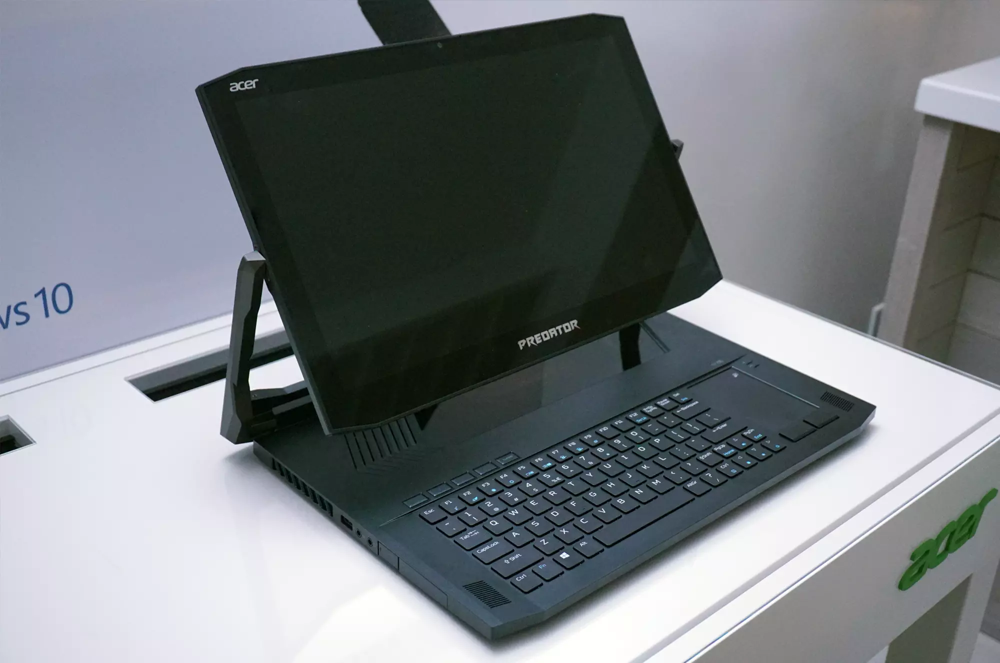 Bodacious Predator Triton 900 Convertible Acer a se pami premye laptops RTX yo 9563_3
