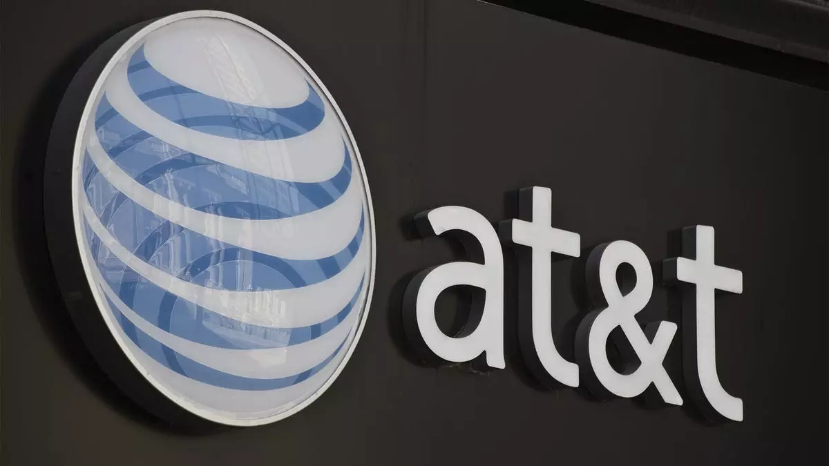 AT&T case triplica unha tarifa na súa factura para extraer centos de millóns de clientes 9874_1