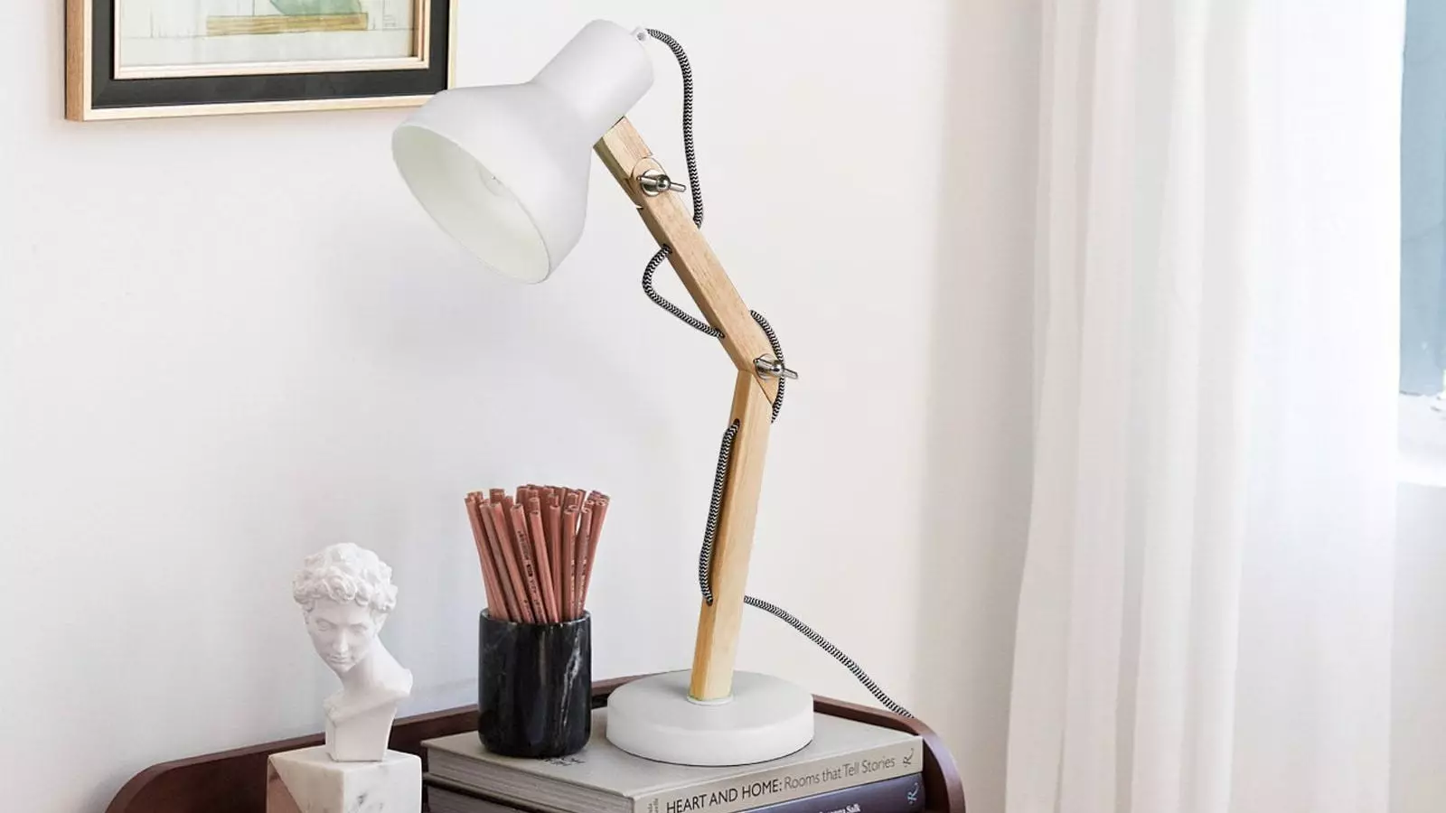 Nejlepší levné stolní lampy pro všechny vaše potřeby osvětlení