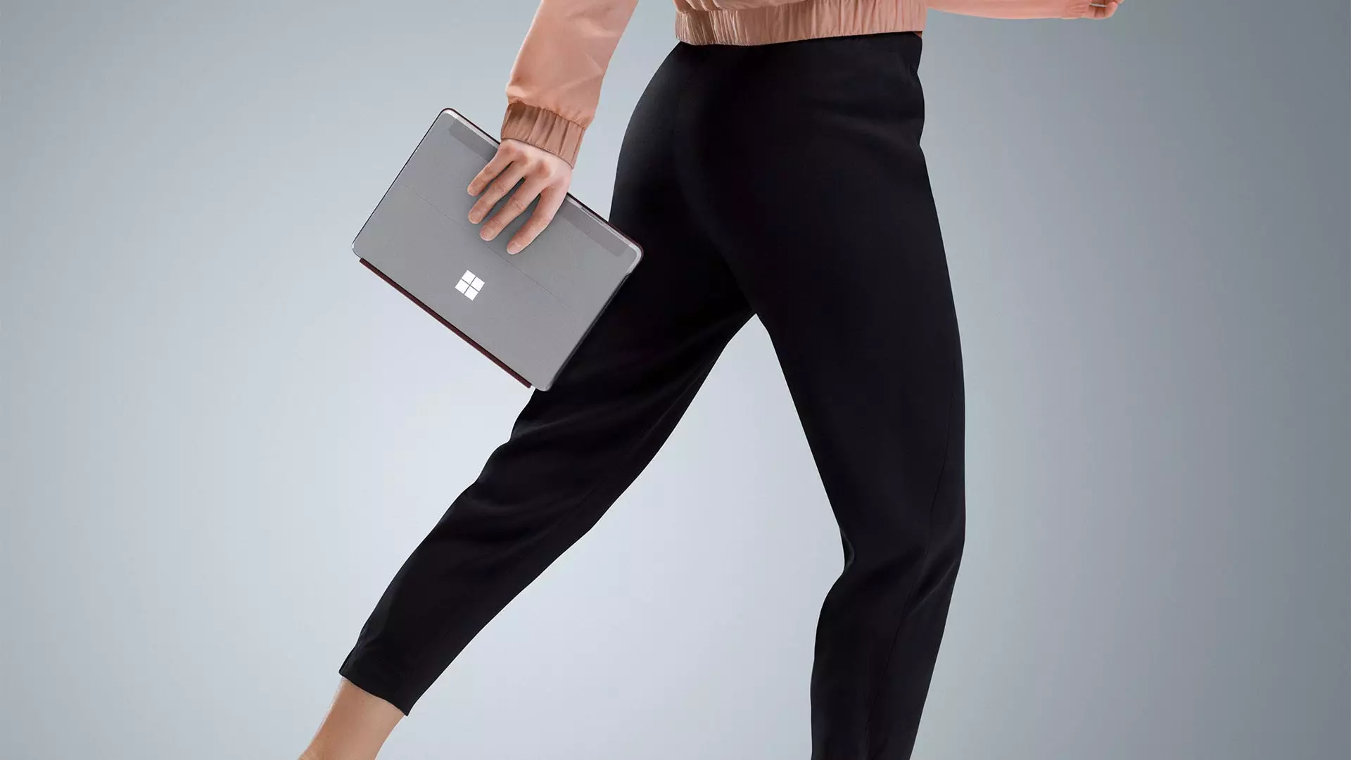 Surface Go - бұл Microsoft корпорациясының iPad-қа берген жауабы, бағасы 399 доллардан басталады